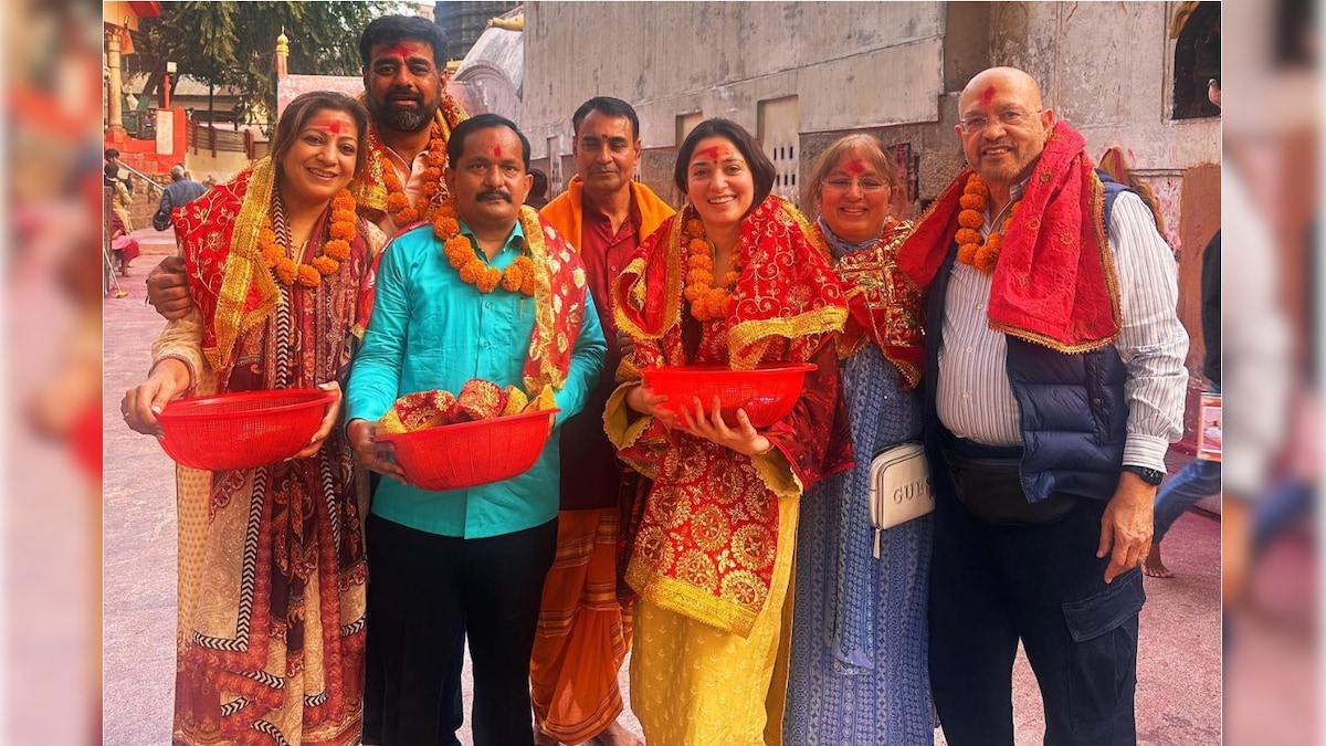 Tamannaah : అస్సాం కామాఖ్య దేవాలయంలో తమన్నా ప్రత్యేక పూజలు.. పెళ్లే ...