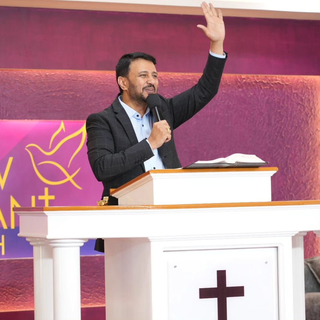 10ఏళ్ల సినీ కెరీర్.. 30 సినిమాల్లో హీరో.. చివరకు చర్చిలో పాస్టర్‌గా.. ఆ ...