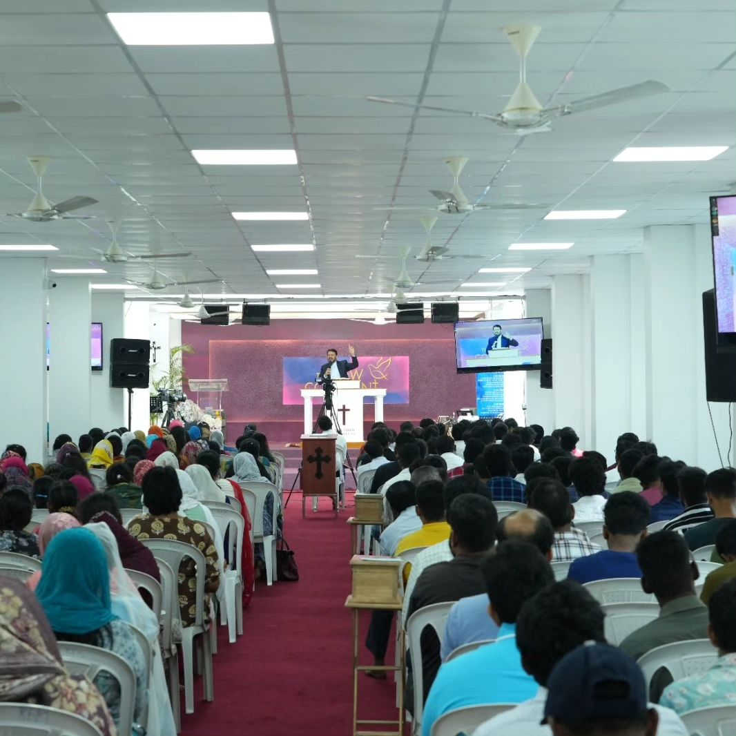 10ఏళ్ల సినీ కెరీర్.. 30 సినిమాల్లో హీరో.. చివరకు చర్చిలో పాస్టర్‌గా.. ఆ ...