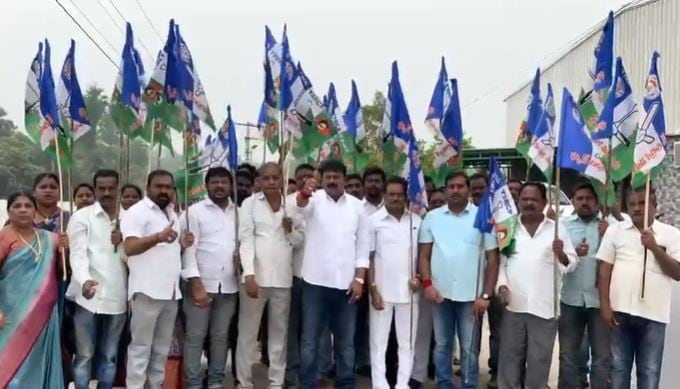 Siddham: ఎన్నికల రణరంగంలోకి CM YS జగన్.. సిద్ధం అంటూ కదులుతున్న YCP ...