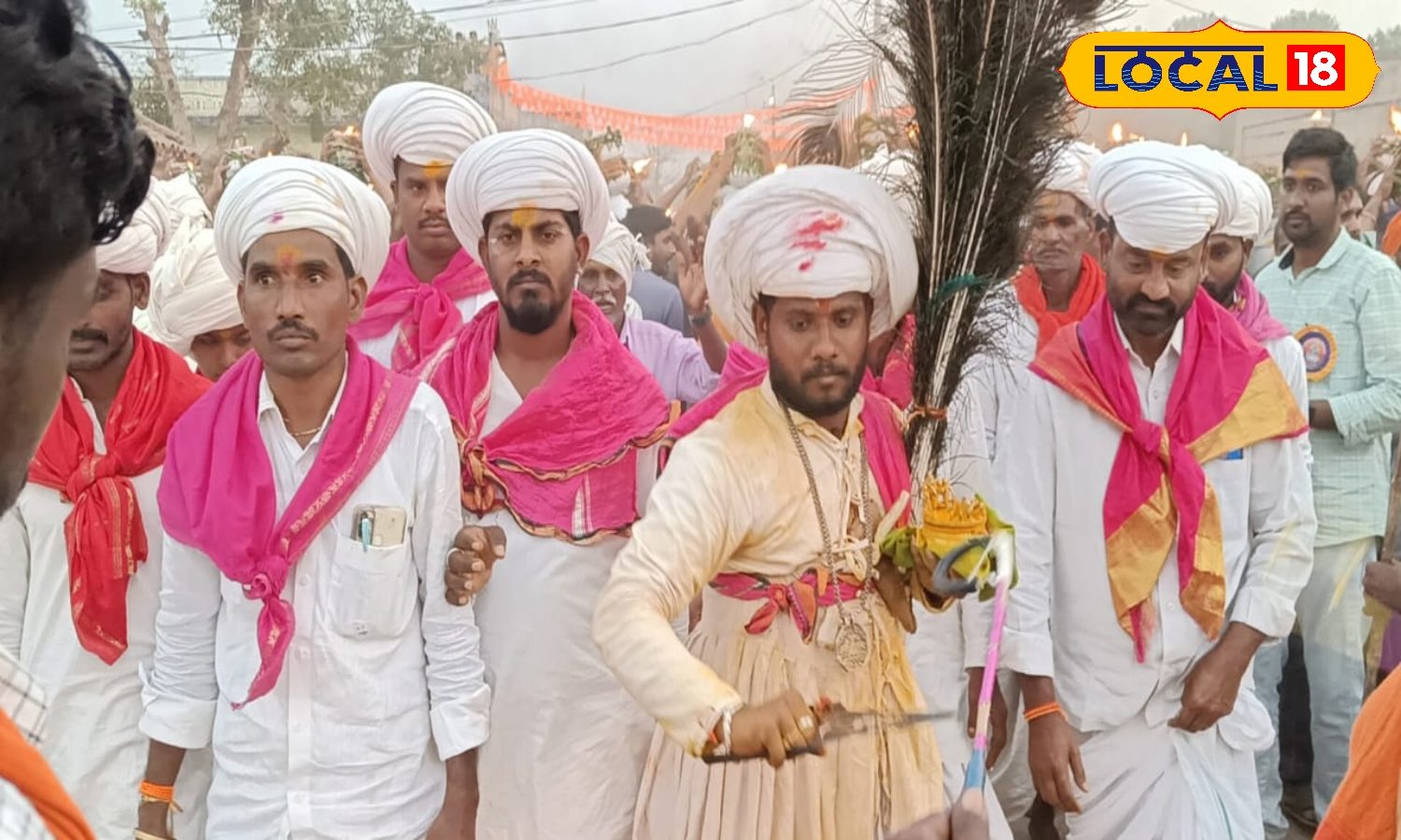 ఈ మల్లన్న జాతర లో ప్రత్యేక వేషధారణ.. ఎందుకు ఇలా ఉంటారో తెలుసా.. People ...