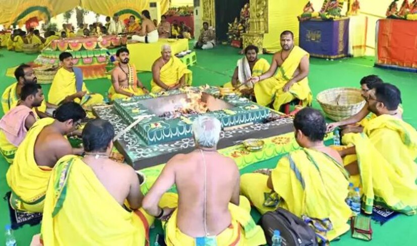 Raja Shyamala Yagam : రాజశ్యామల యాగం ఎందుకు చేస్తారు.. దీనితో లాభమేంటి ...
