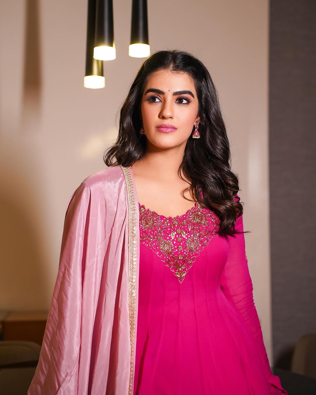 మాస్ మహారాజ్ తో పంజాబీ భామ కెమిస్ట్రీ అలా వర్కవుట్ అయిందా .. మూవీ ...