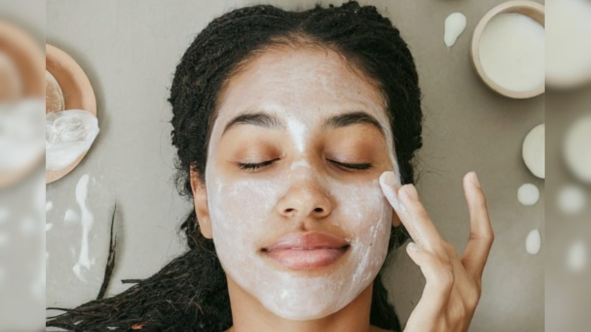 Face Packs: పచ్చి పాలతో మెరిసే చర్మం.. ఈ నేచురల్‌ మిల్క్ ఫేస్ ప్యాక్స్ ట్రై చేయండి | best raw ...
