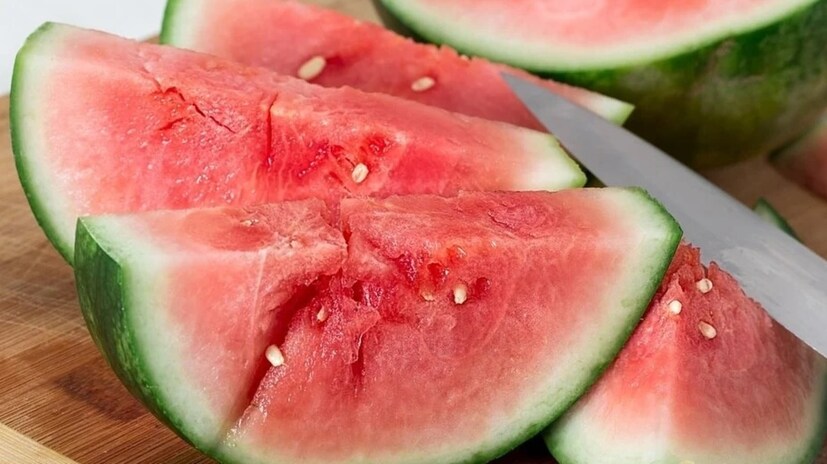 Watermelon: వీరు ఎట్టి పరిస్థితుల్లో పుచ్చకాయ తినొద్దు.. ఎంత దూరంగా ...
