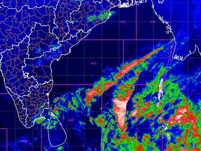 Rain Alert: తెలుగు రాష్ట్రాలకు వాతావరణ శాఖ అలర్ట్.. ఇక వానలే వానలు | ap ...