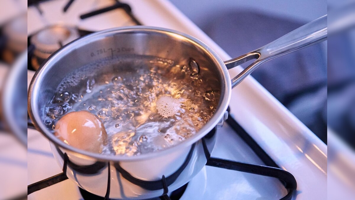Egg Boiling Tips: ఉడకబెట్టేటప్పుడు గుడ్లు పగులుతున్నాయా? ఇలా చేస్తే ...