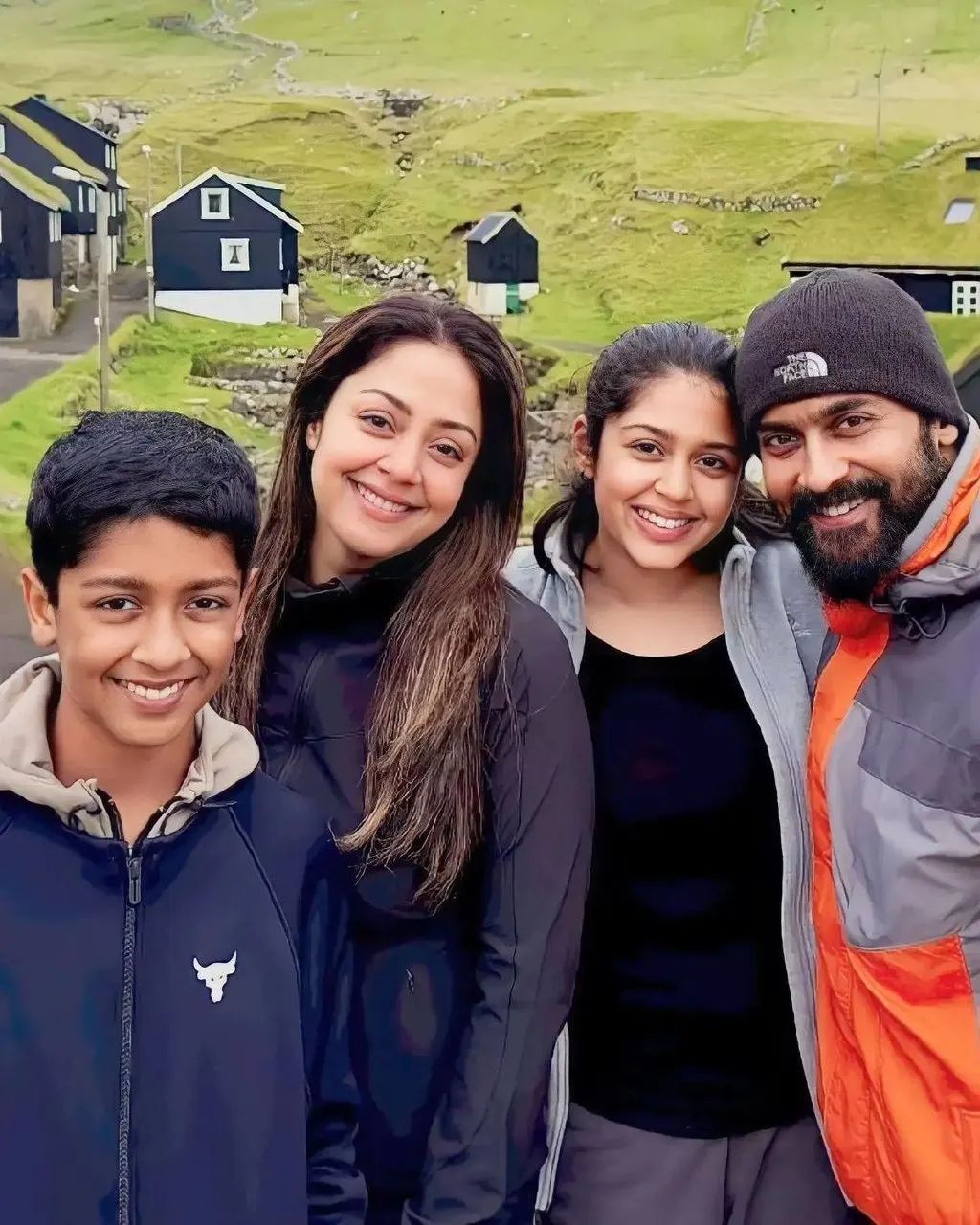 హీరో సూర్య ఫ్యామిలీని చూశారా.. ఎంత క్యూట్‌గా ఉన్నారో.. Have you seen ...