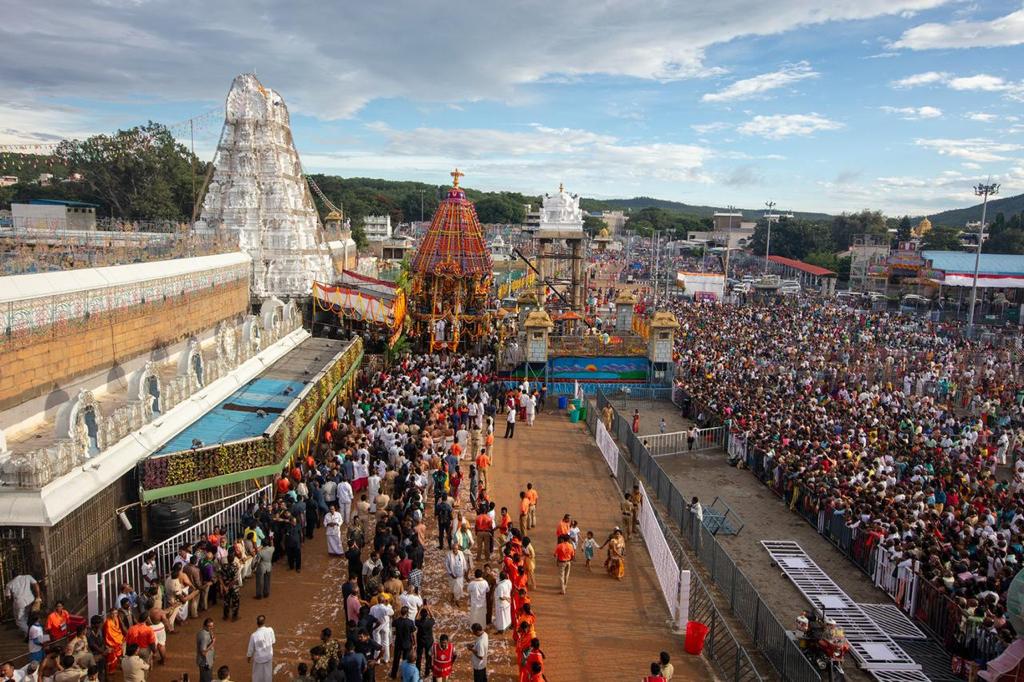 Tirumala Rs 300 Darshanam Tickets: తిరుమలలో రూ.300 దర్శనం టికెట్స్ ...