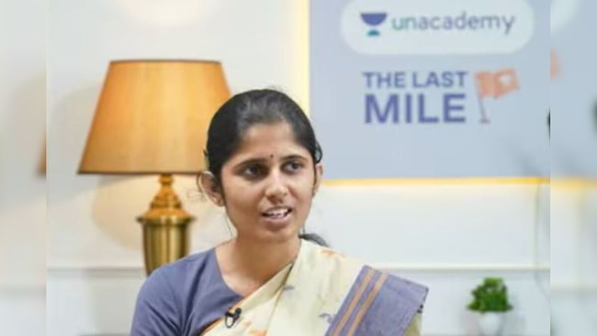 సివిల్స్ ఫ‌లితాల్లో సత్తా చాటిన పాల‌మూరు మ‌ట్టి బిడ్డ..తొలి ప్ర‌య ...