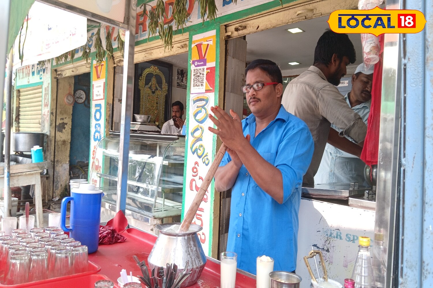 ఈ సమ్మర్‌లో ఇక్కడ ఒక్కసారి లస్సీ తాగారంటే... | This stall serving ...