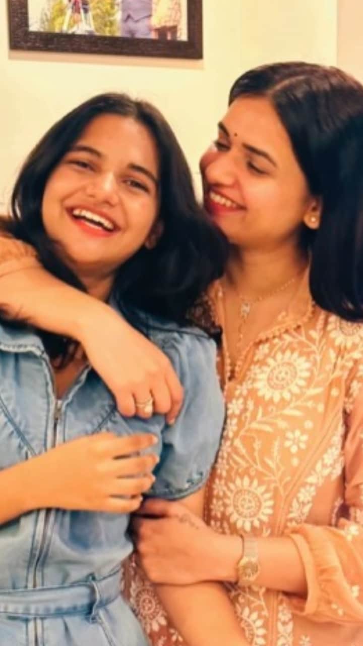 Pavithra Gowda: పవిత్రా గౌడకు ఇంత అందమైన కూతురు ఉందా? – News18 తెలుగు