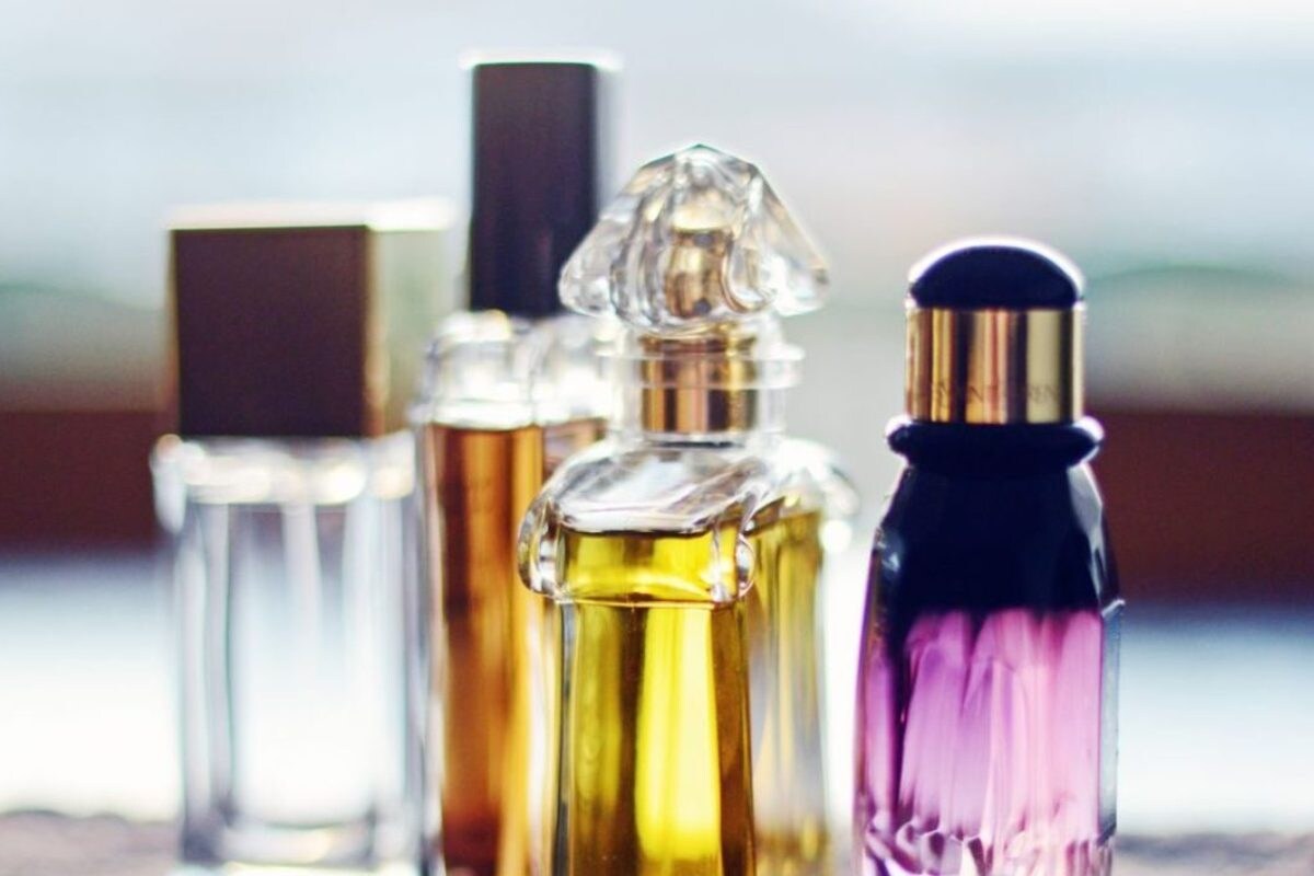 Perfume Effects: సెంటు వాడుతున్నారా... శరీరంలో ఆ పార్ట్శ్ అన్నీ ...