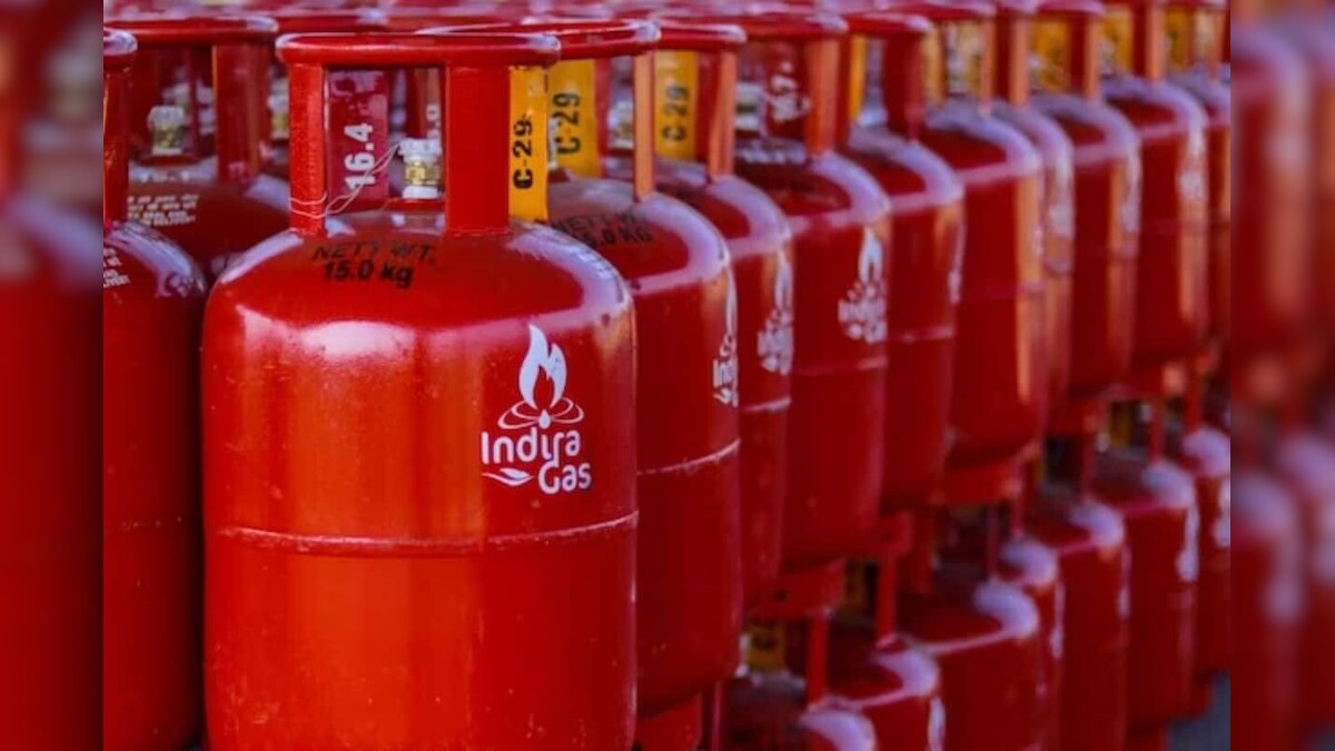 LPG Cylinder: రేషన్‌ కార్డు ఉన్న వారికి రూ.450కే గ్యాస్ సిలిండర్ ...
