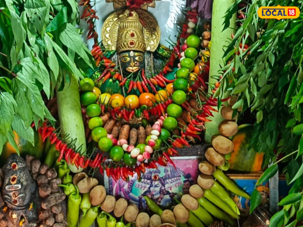 భూమిలో వెలిసిన భద్రకాళి... ఈ అమ్మవారి మహిమలు మహిమాన్వితం | Know about ...