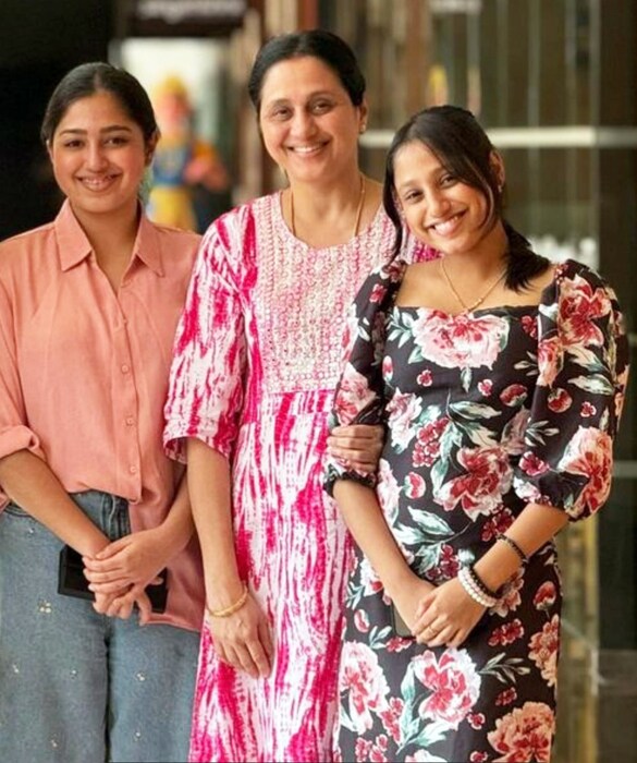 Devayani: సుస్వాగతం హీరోయిన్ గుర్తుందా?.. ఆమె ఇద్దరు కూతుళ్లు ఇప్పుడెలా ...