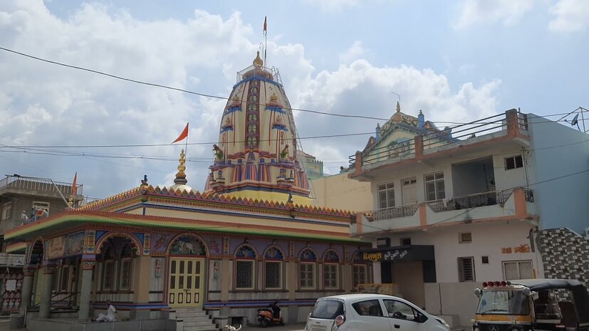 Rich Village: మనదేశంలోనే సంపన్న గ్రామం ఇదే.. బ్యాంకుల్లో ఈ ఊరి ప్రజలకు ...