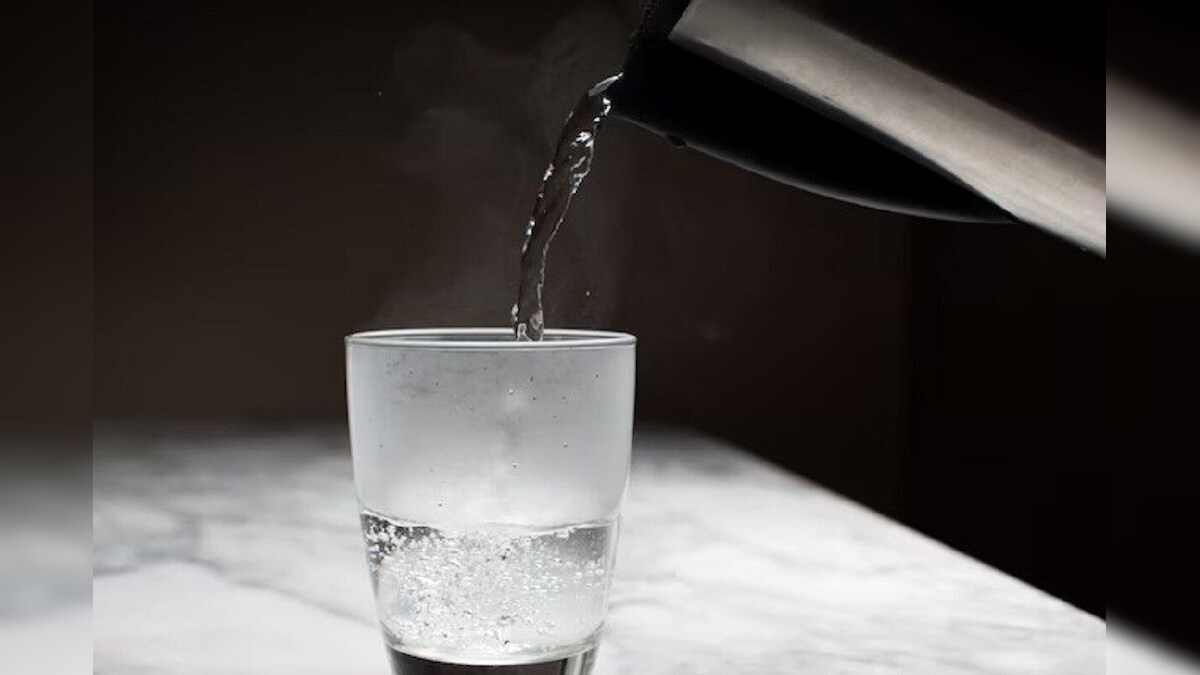 Lukewarm Water: పొద్దున్నే ఒక్క గ్లాసు గోరువెచ్చని నీళ్లు తాగితే ఇన్ని ...