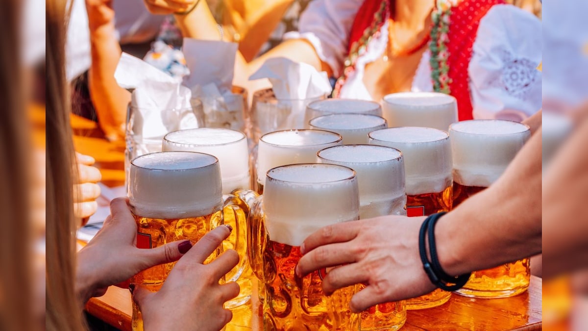 Beer Rate: ఏంటి బీరు రేటు ఇంత తక్కువా.. ! పిచ్చోళ్లా ఇన్ని డబ్బులు ...