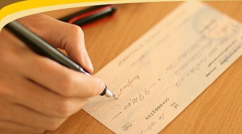 చెక్‌ మీద లక్ష ఎలా రాయాలి.. Lakh లేదా Lac.. ఎక్కువగా చేసే పొరపాటు అదే ...