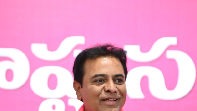 KTR: "కేసీఆర్ తిరిగి సీఎం అయితేనే తెలంగాణ నిలుస్తుంది": కేటీఆర్ ...