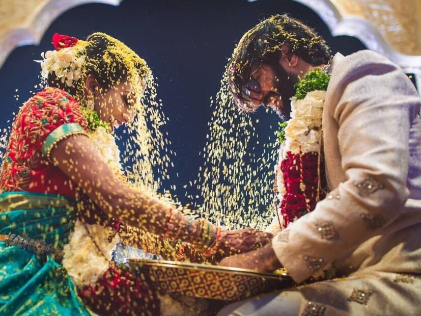 Marriage Rituals: హిందూ వివాహాల్లో.. వధువు వరుడికి ఎడమ వైపే ఎందుకు ...