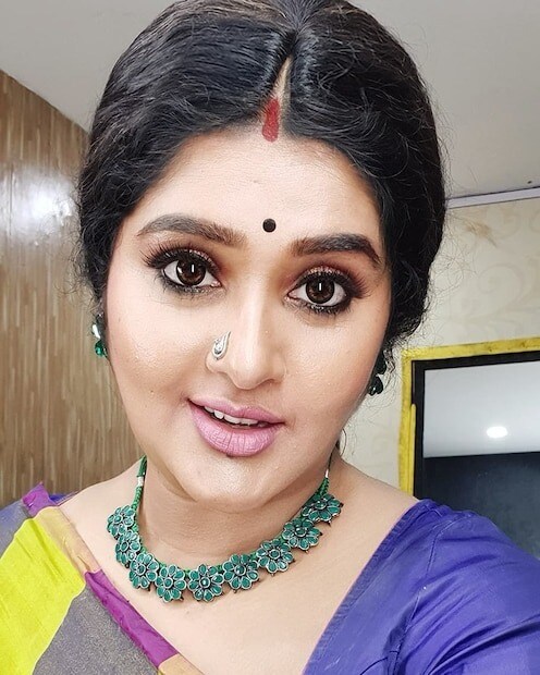 Tv Actress Shailaja Priya: తెలుగు సీరియల్ నటి శైలజా ప్రియ గురించి ఈ ...