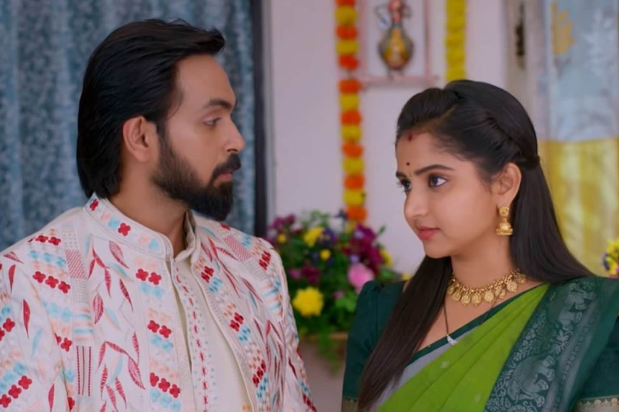 ‎Brahmamudi Serial Today October 23rd Episode: రాజ్ ఇంటికి వచ్చేసిన ...