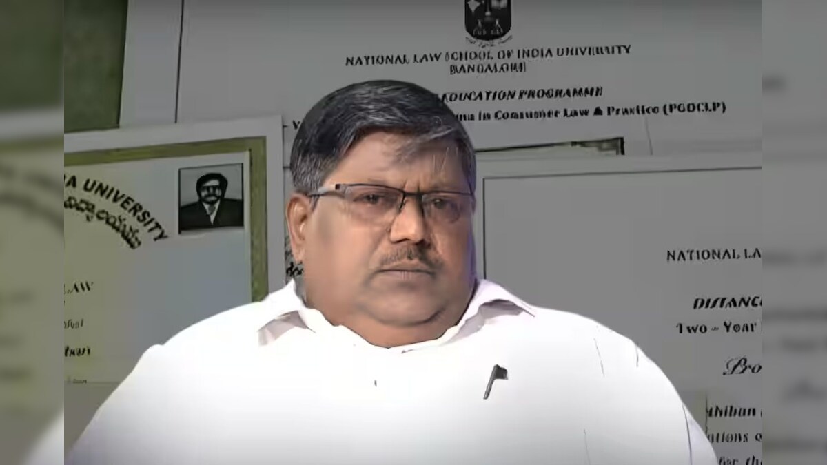 150 డిగ్రీలు చదివిన ప్రొఫెసర్... 90 శాతం జీతం చదువులకే ఖర్చు | Prof ...