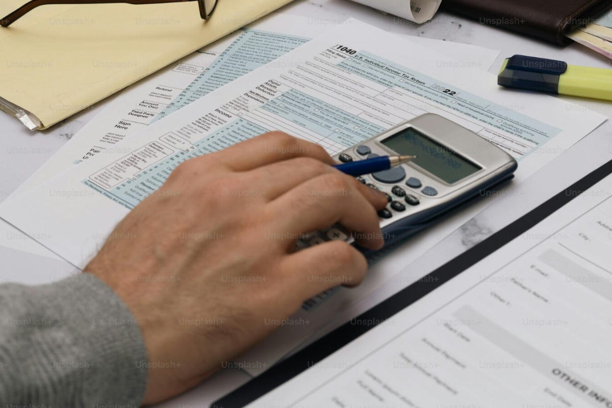 కవిత వ్యాఖ్యలపై నిరంజన్ రెడ్డి ఫైర్.. లిక్కర్ రాణి అంటూ ఘాటు వ్యాఖ్యలు..! Niranjan Reddy ...