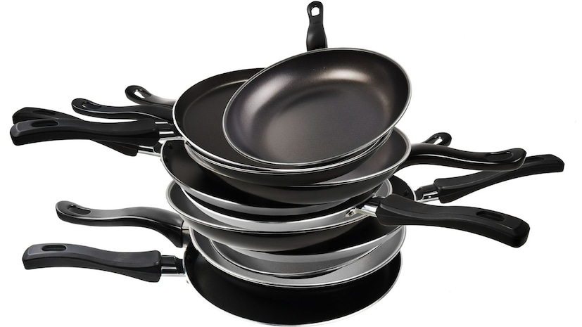 Pan Handle Hole: పెనం హ్యాండిల్‌కు హోల్ ఎందుకు ఉంటుంది? దీని వెనుక ఉన్న ...