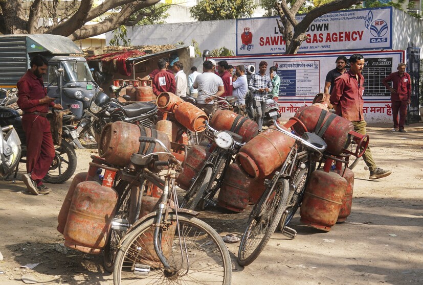 LPG Gas: హమ్మయ్య.. భారీ గుడ్ న్యూస్ చెప్పిన కేంద్రం.. ఇక గ్యాస్ బుకింగ్ ...