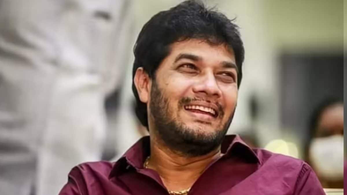 YSRCP MLC Anantha Babu arrested for intimidating witnesses in driver's ...