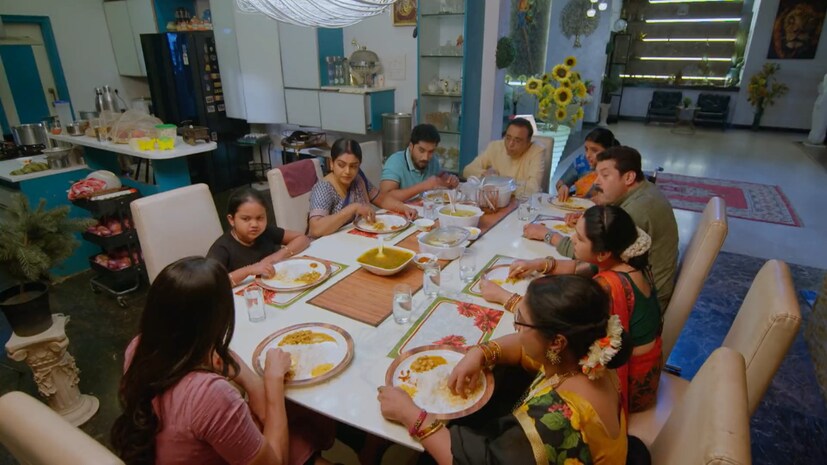 Karthika Deepam Serial May 24th Review: దీపక్క ఓవర్ యాక్షన్ ...