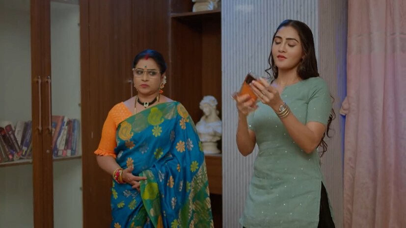 ‎Karthika Deepam Serial June 3rd Episode: అరే ఈ జ్యోత్స్న నిజంగా ...