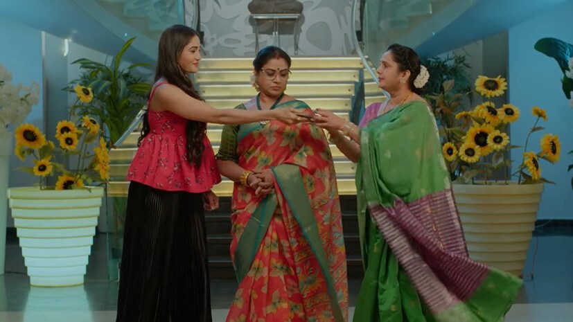 ‎Karthika Deepam Serial June 23rd Episode: వంటలక్క గెలిచేసింది రోయ్ ...