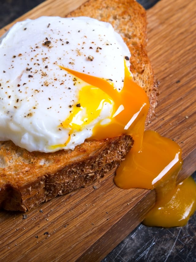 8 Quick Egg-Based Recipes