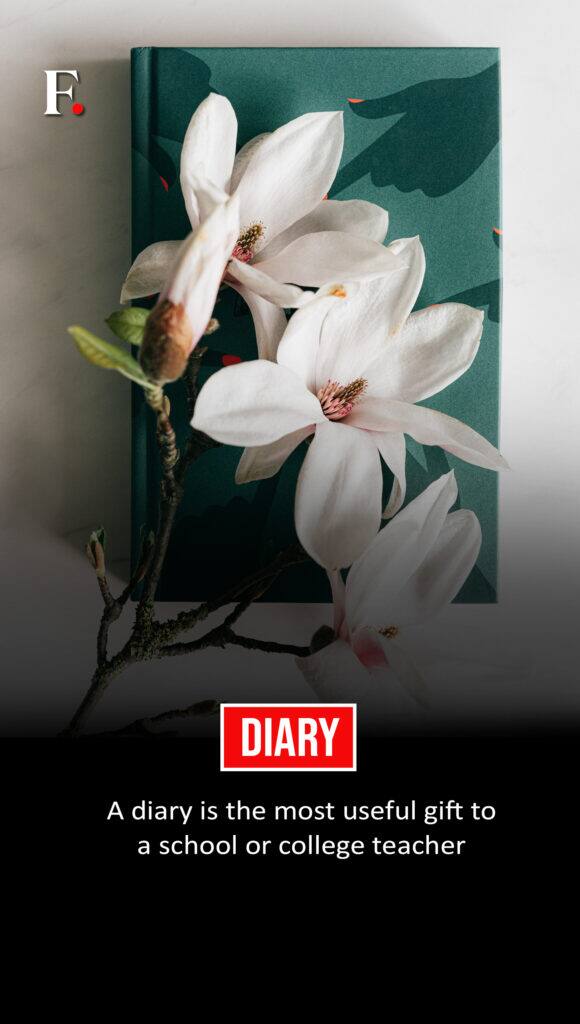 Gift ideas for your guiding light on Guru Purnima