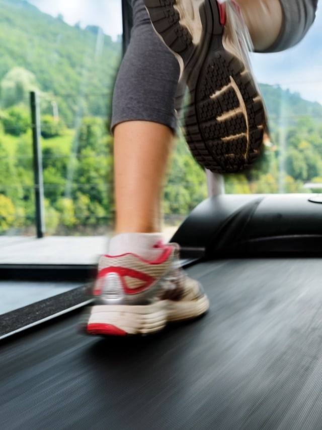 5 Treadmill Workouts You Can Try At Home
