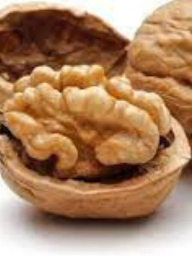 Health Benefits Of Consuming Walnuts