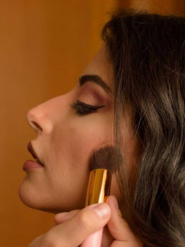 6 Tips for Boosting the Wear of Makeup