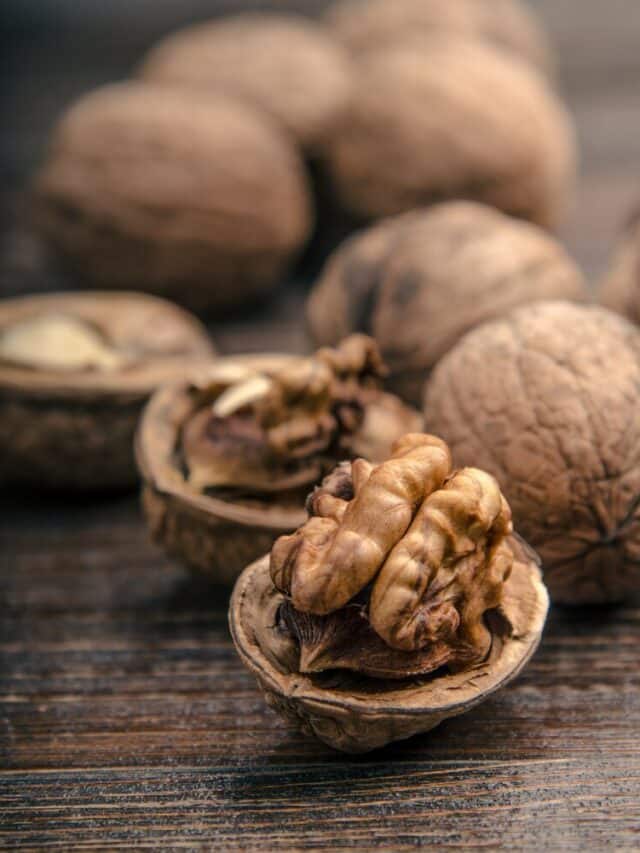 5 Benefits of Eating Walnuts Daily