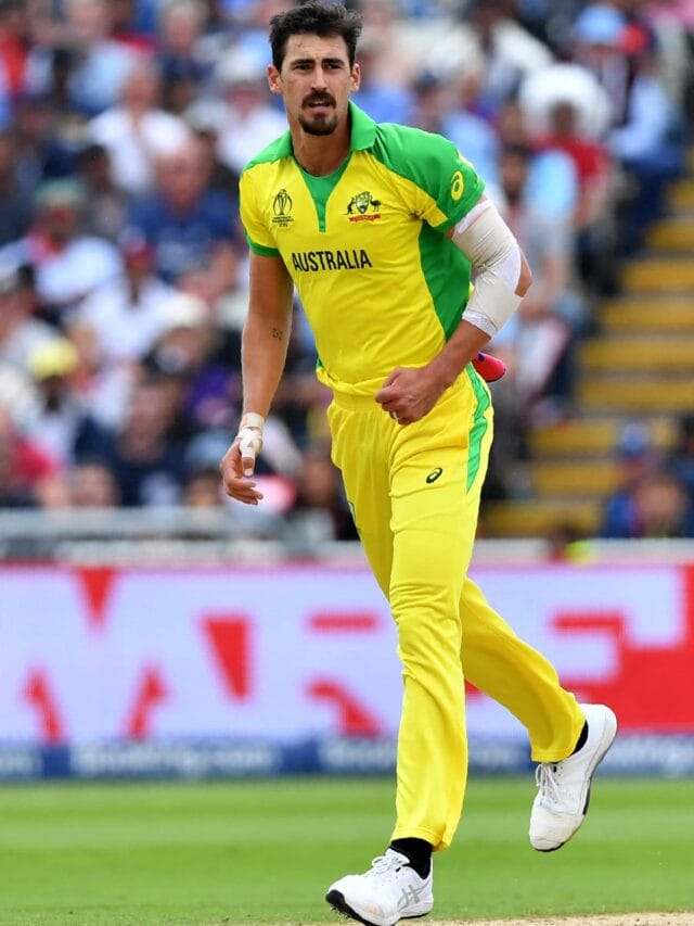 Top 10 Bowlers With The Most Wickets Taken In A Single Edition Of An