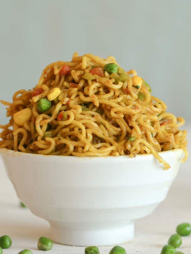 How to Make Chilli Paneer Maggi Noodles
