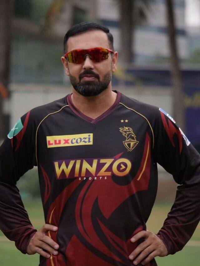 Cricketer Mohammad Nabi:محمد نبی نے افغانستان کے لیے تاریخ رقم کردی