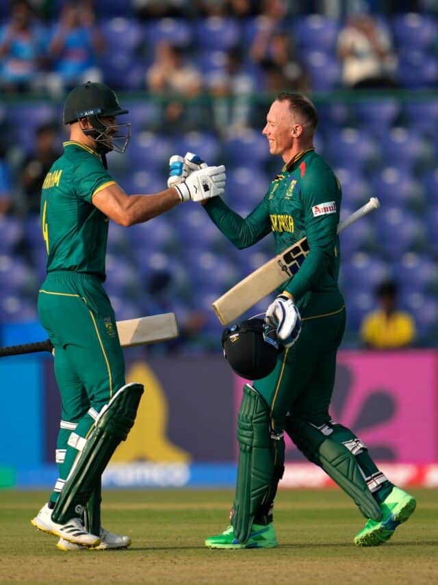 7 Zodiac Signs Who Love To Watch Cricket