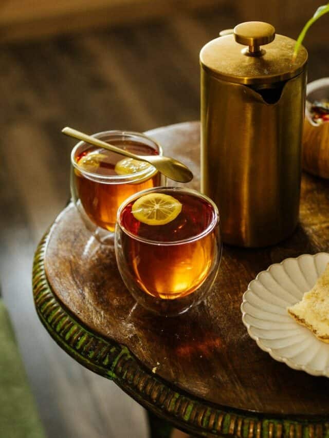 5 Fantastic Health Benefits Of Lemon Tea