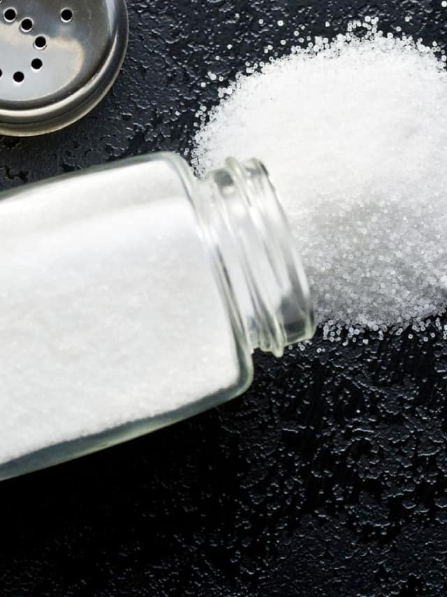 Negative Effects of Salt: نمک کھانے کے نقصانات