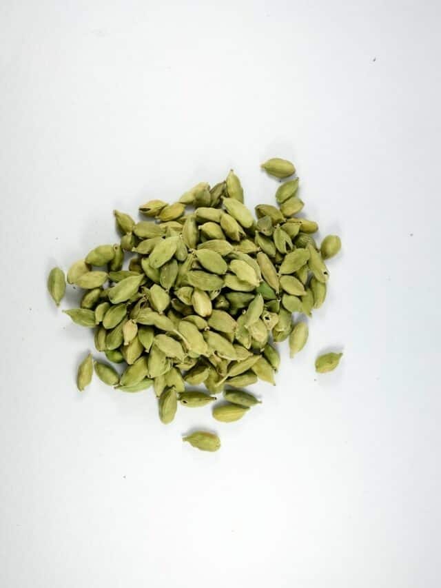 Elaichi Benefits: الائچی کے استعمال کے فائدے