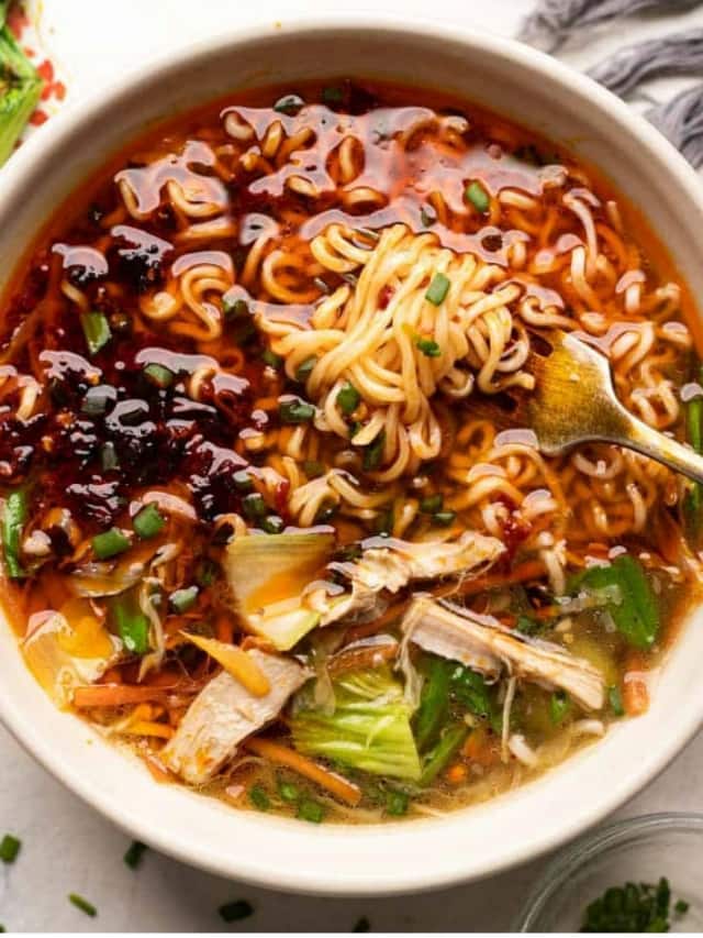 How to Make Yummy Tibetan-style Chicken Thukpa Recipe at Home